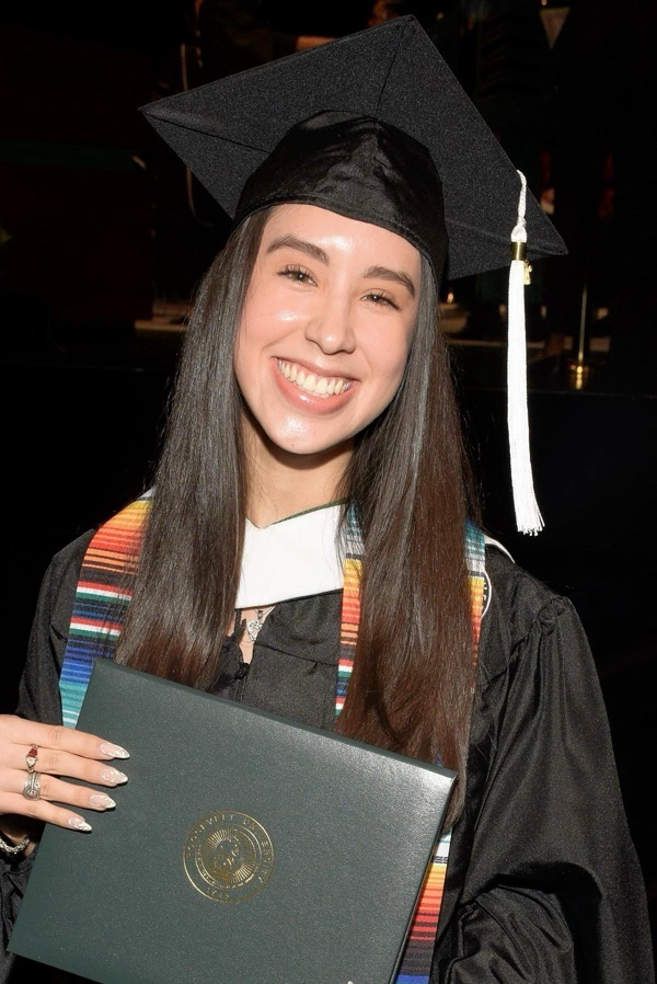 Itzel Mancilla: the Future of Medicine – Elmhurst Daily